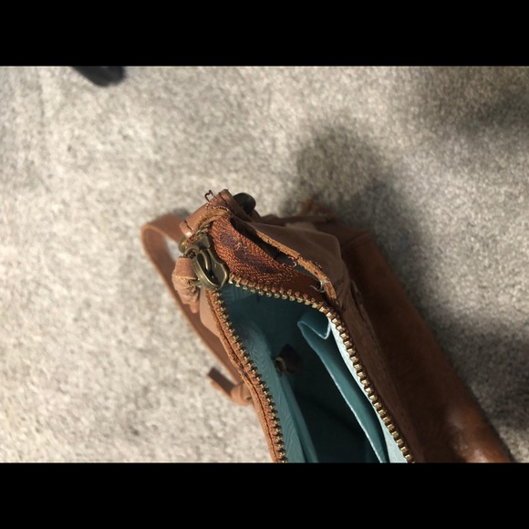 The Sak | Bags | The Sak Floral Embossed Crossbody | Poshmark